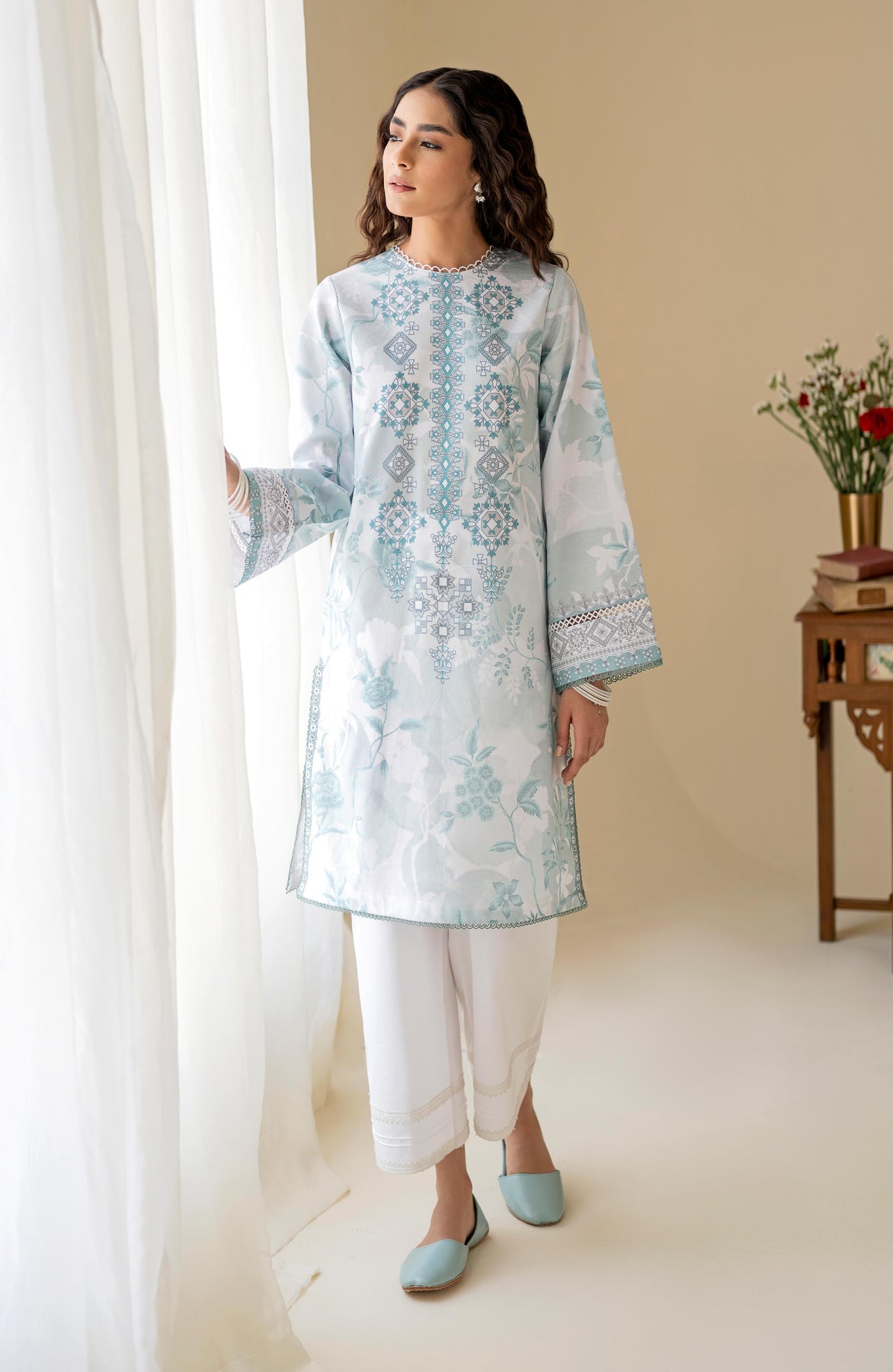 IRIS – Heer Rang Studio