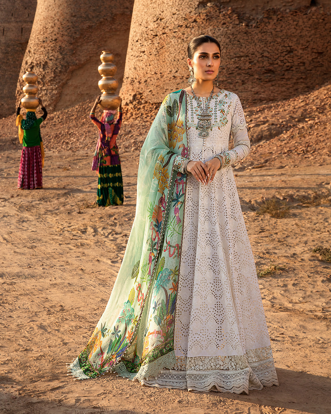 Hala – Heer Rang Studio